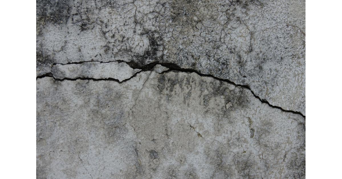 How to Repair Basement Wall Cracks for Long-Lasting Results - Eastern ...