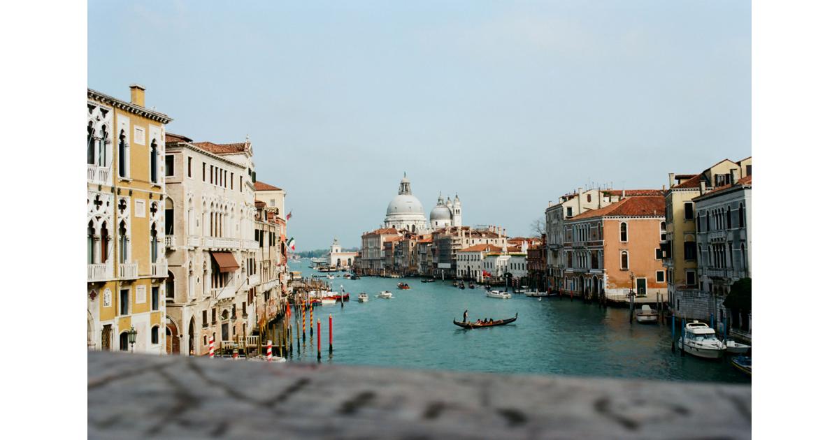 The Enduring Legacy of Stucco: Tracing Its Role in Architectural ...