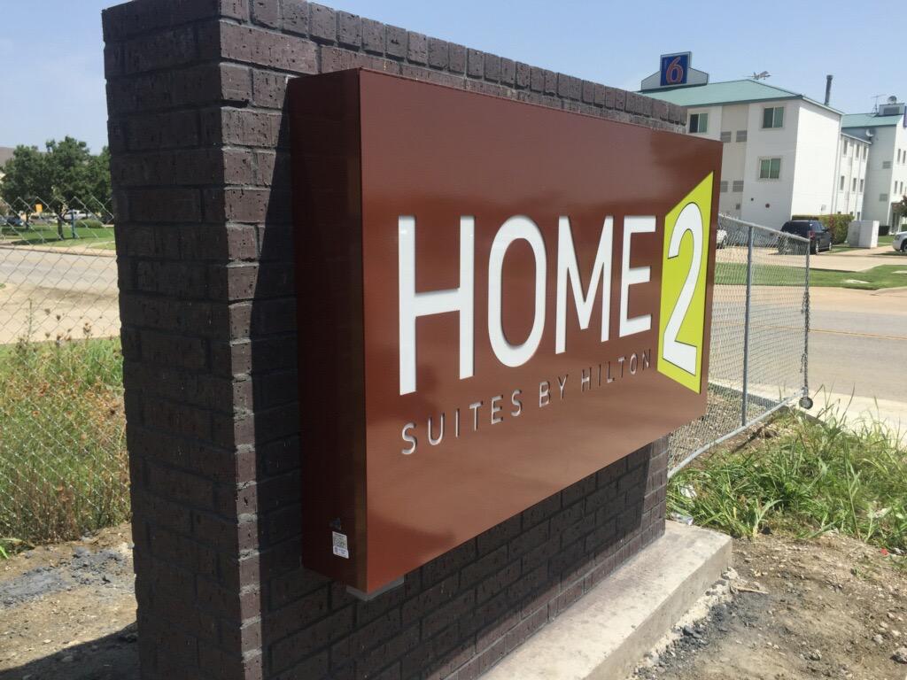 Fab 4 Signs | Sign Company in Dallas-Fort Worth Area