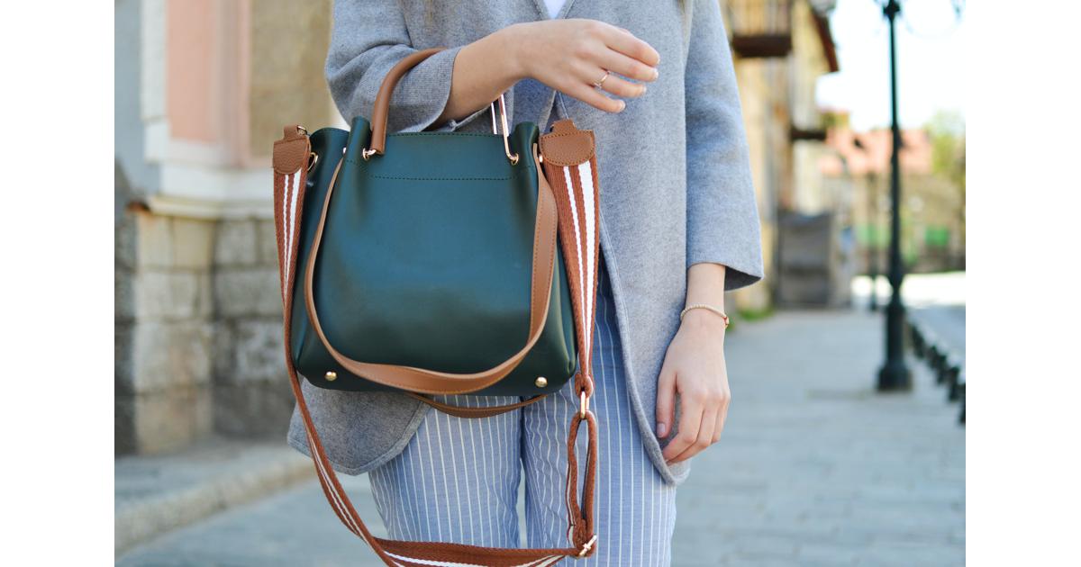 Wallets and Handbags – How they can be hurting your spine?